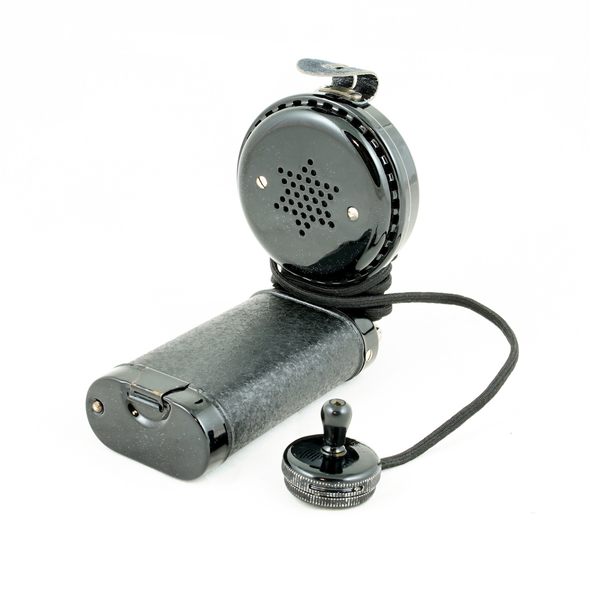 The invention story of the hearing aid