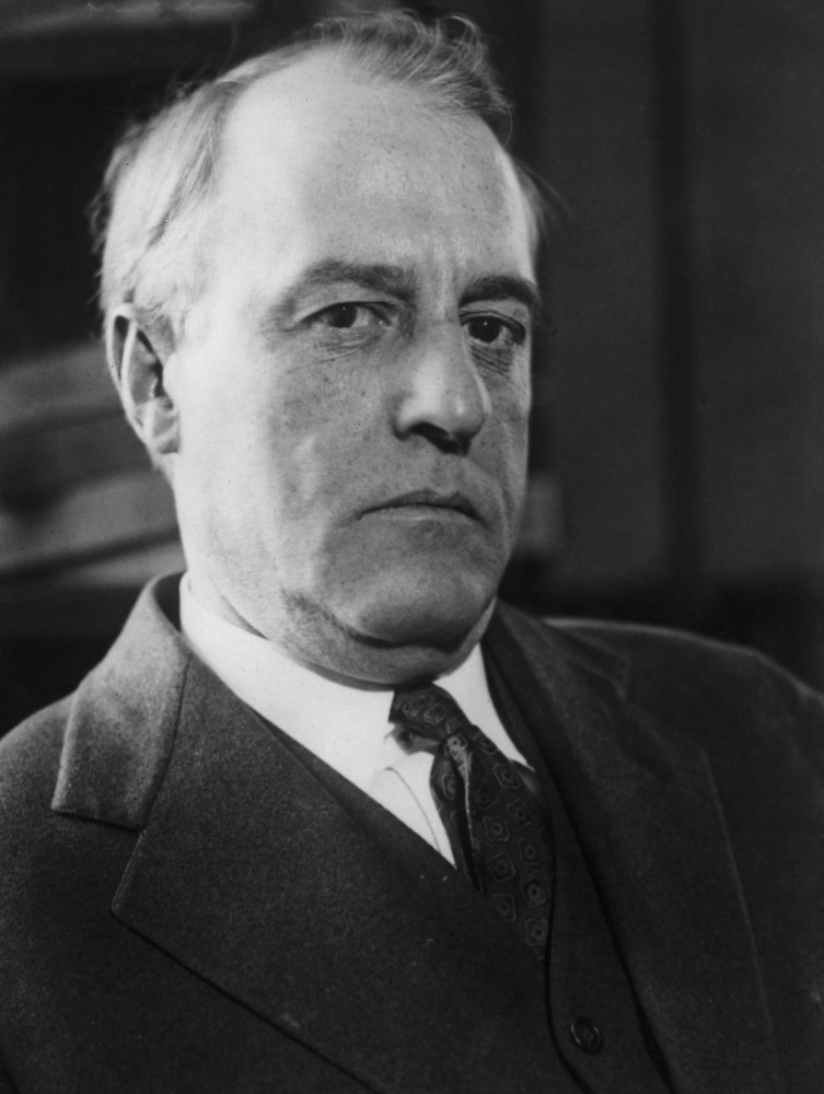 The invention story of the hearing aid