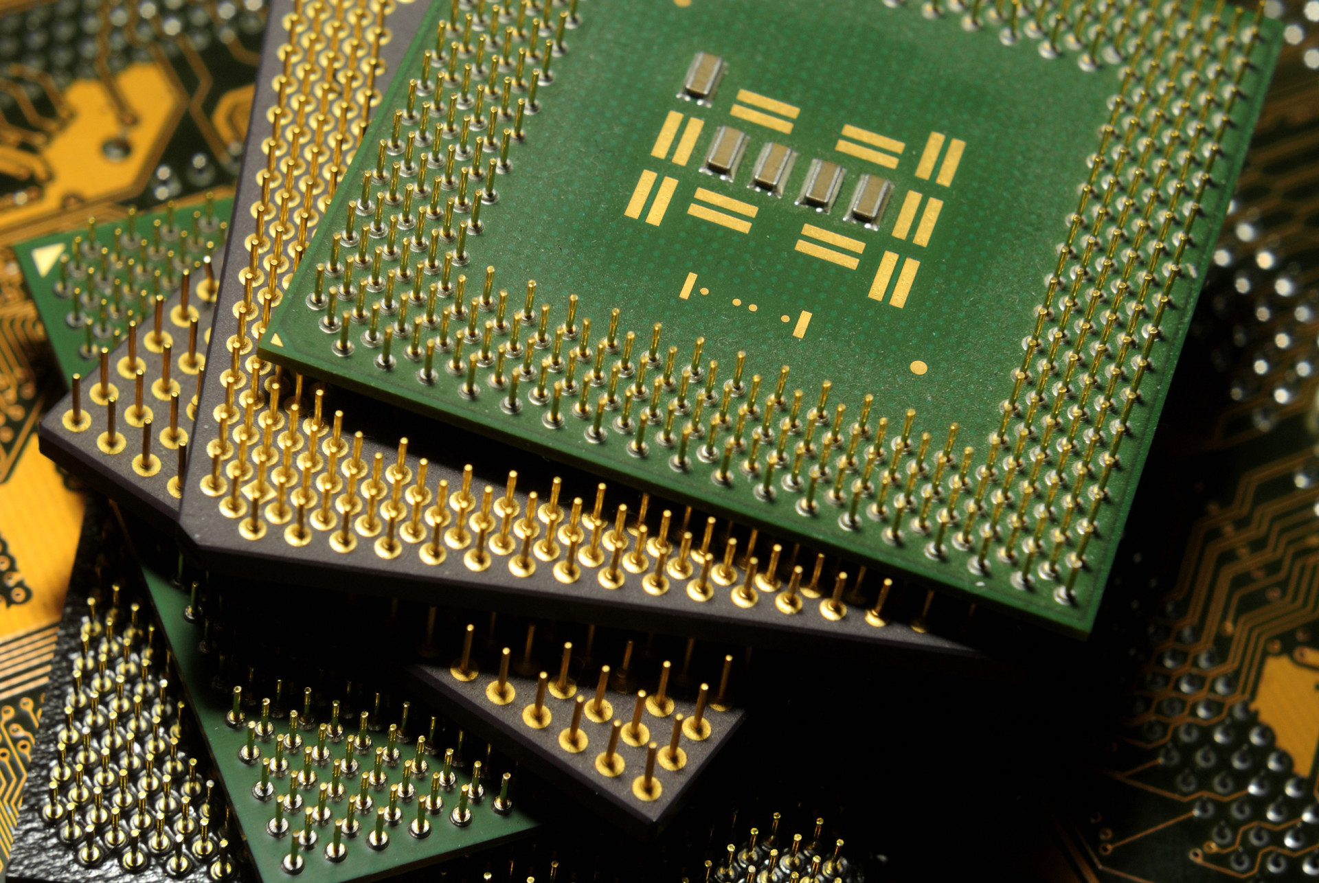 The invention story of the hearing aid