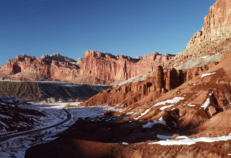 Five Reasons Why You Must Visit Capitol Reef in Utah