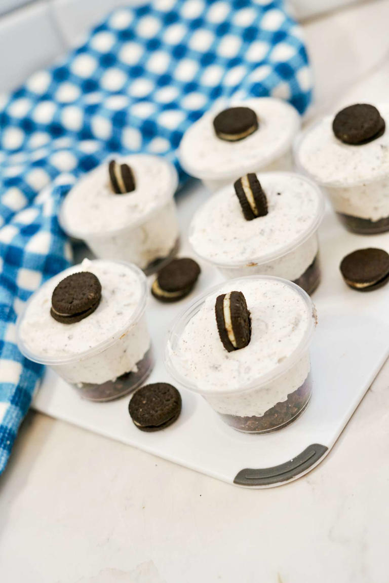 Cookies and Cream Pudding Shot Recipe