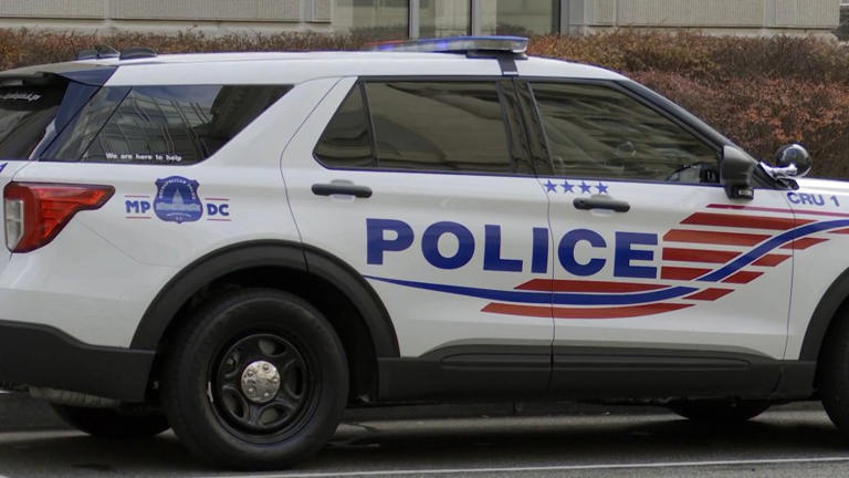 DC police investigate shooting in Southeast, man hospitalized DC police investigate shooting in Southeast, man hospitalized