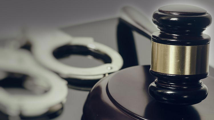 Southern Indiana electrician charged with $200K wire fraud scheme