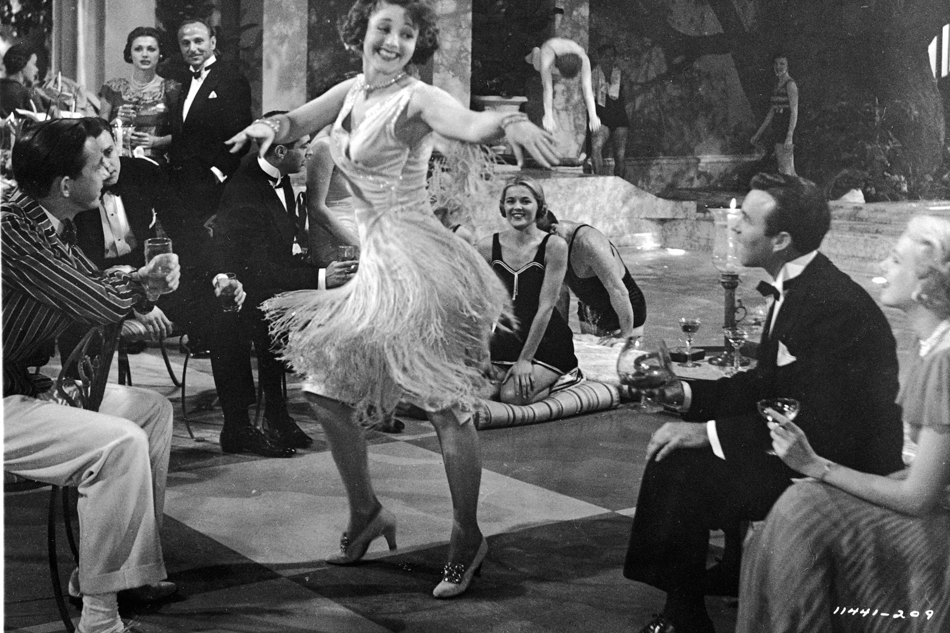 The history of make-up: the beautiful, bizarre and bold trends of the past!