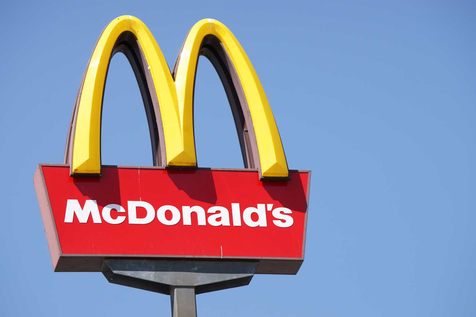 Lower-income consumer traffic at McDonald's continues to fall amid ...