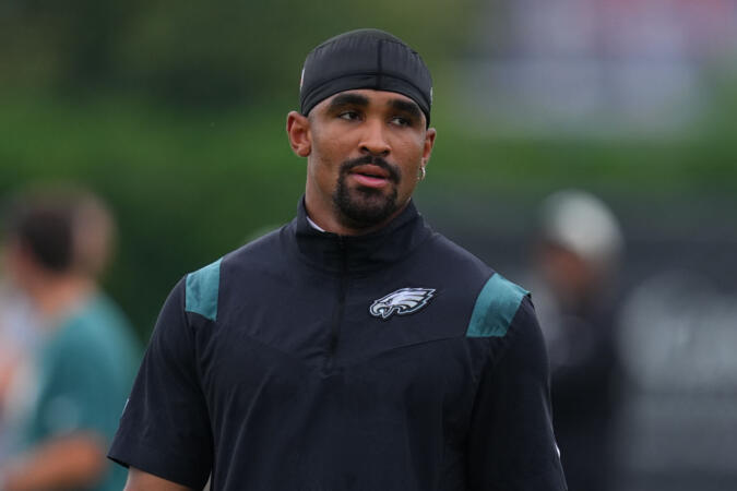 What Is Jalen Hurts’ Ethnicity? Explore the Cultural Background of the ...