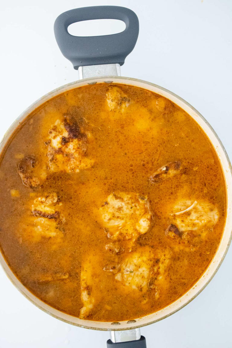Easy One Pot Chicken and Rice Recipe