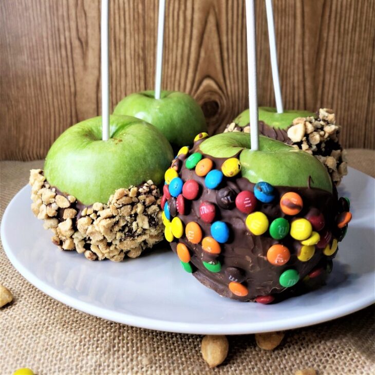 Treat Yourself: 15 Dipped Apple Recipes