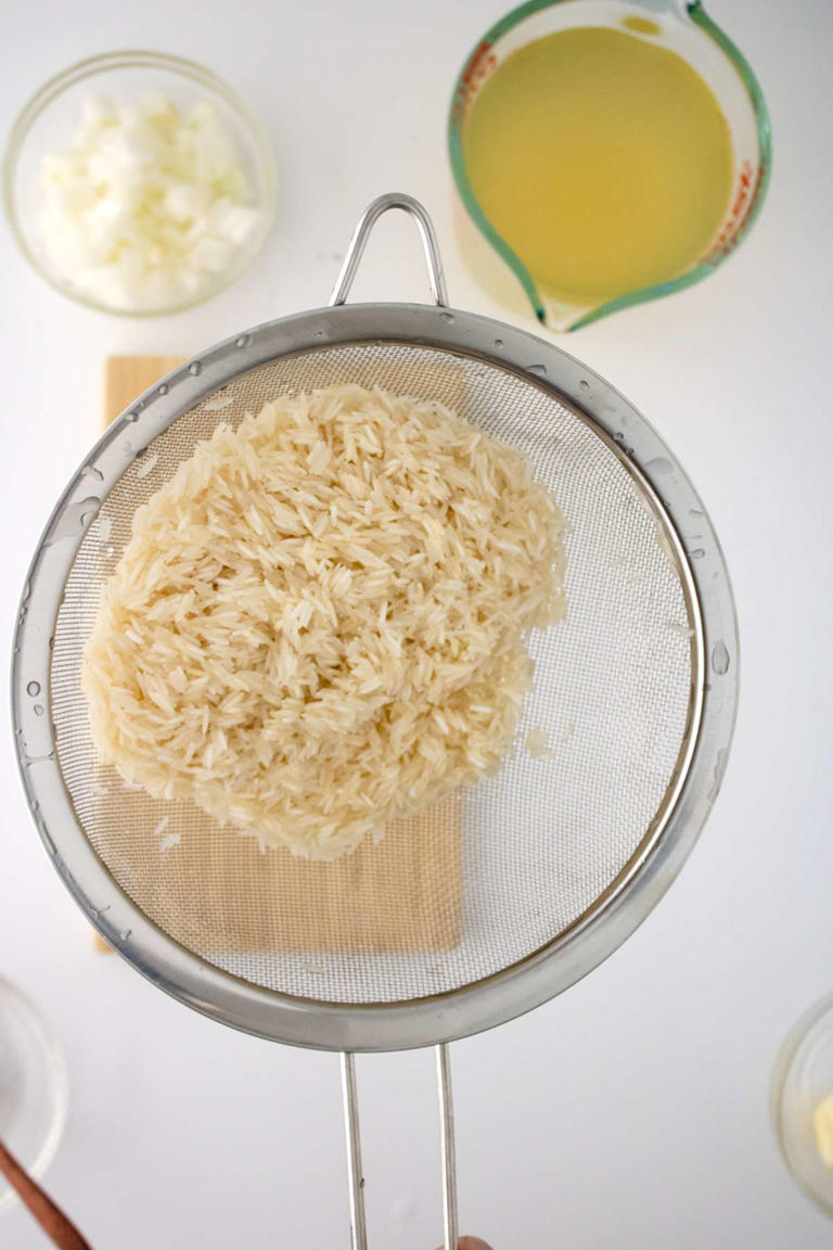 Easy One Pot Chicken and Rice Recipe