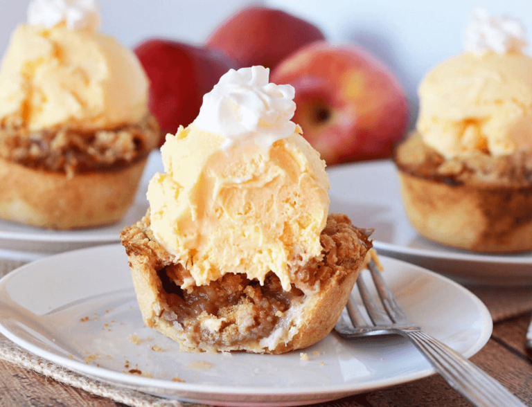 Mini Apple Pies | Mini Desserts Made in a Muffin Tin