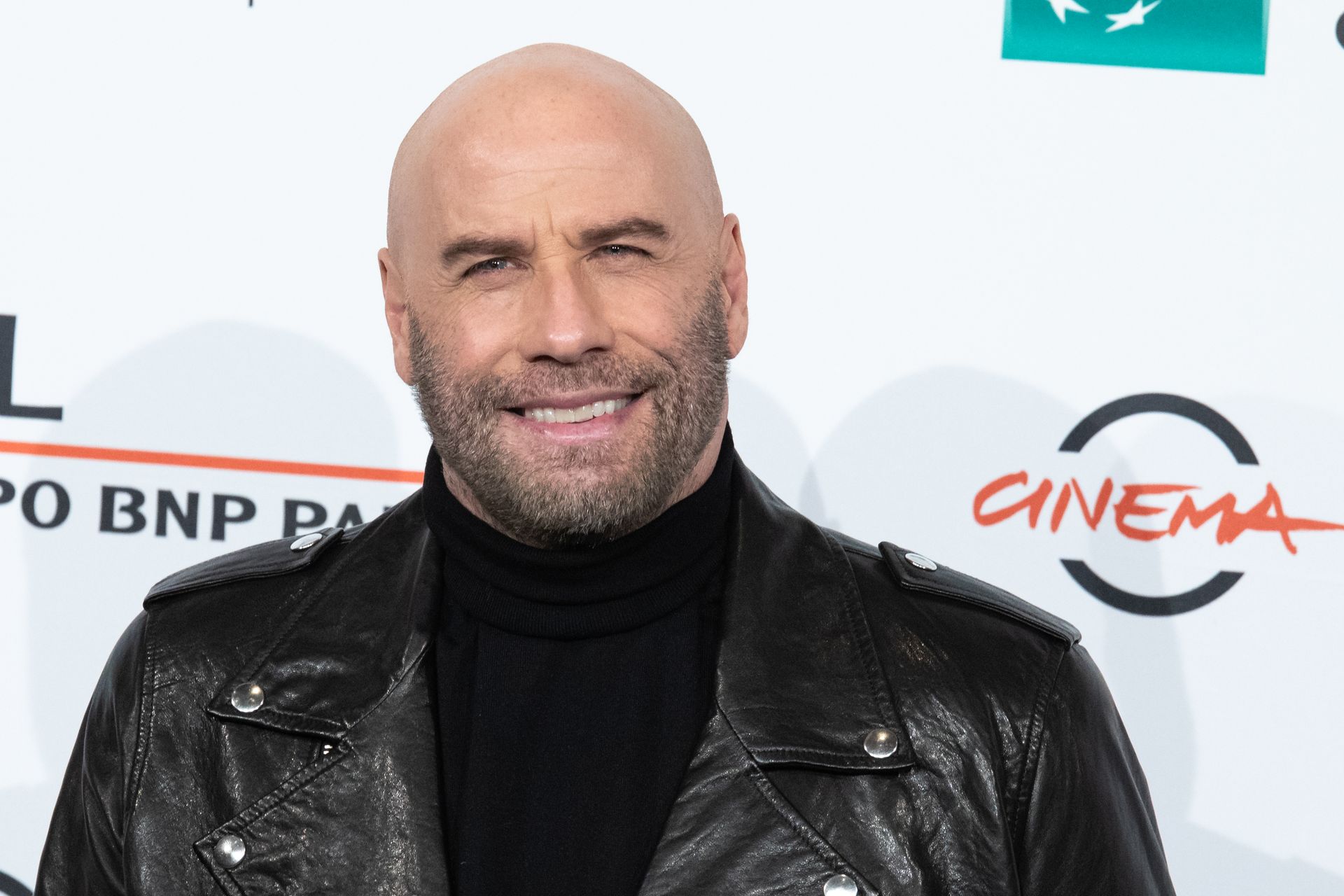 L'attrice Riley Keough è la madre biologica del figlio più giovane di ...