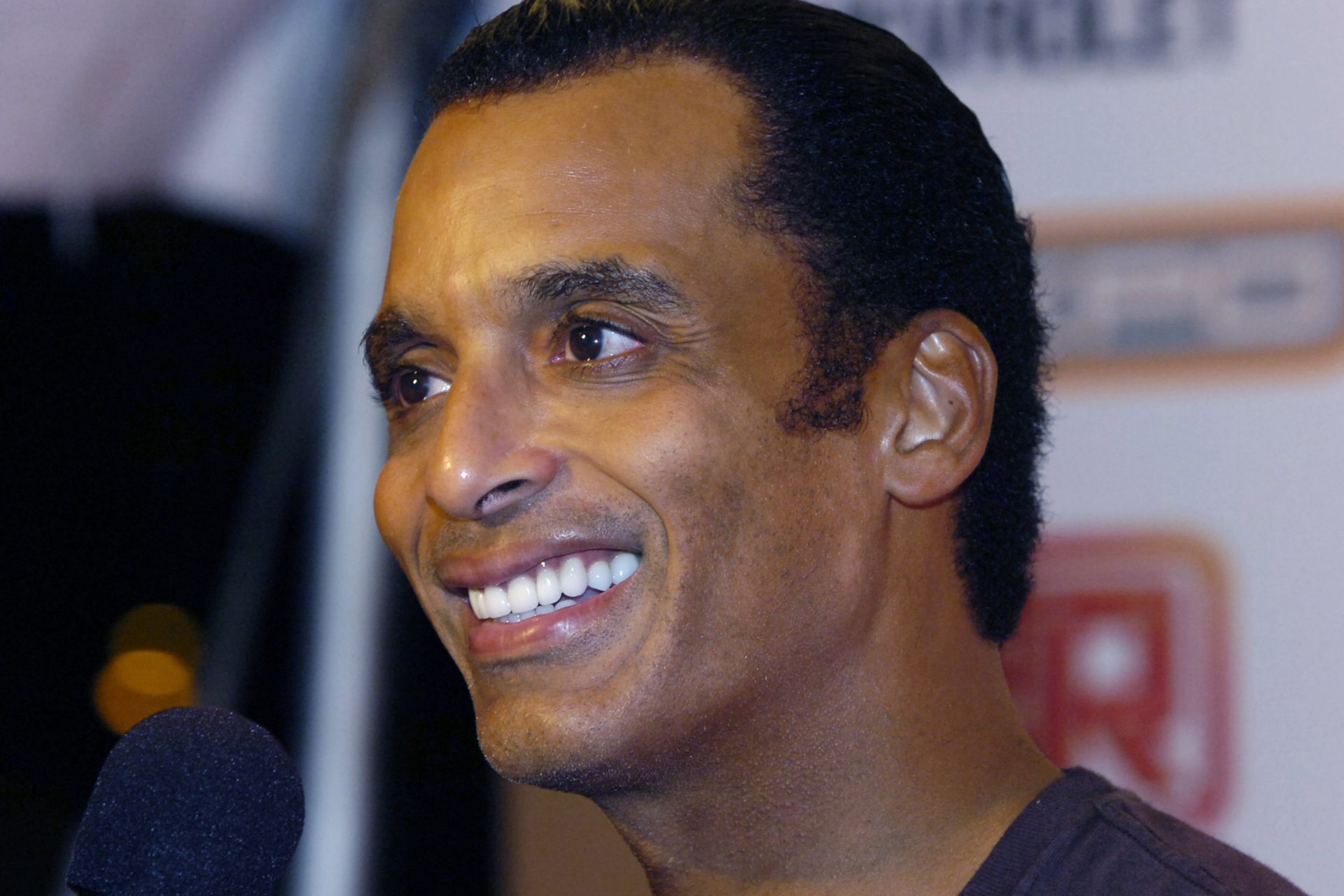 Jon Secada: a 90s one-hit wonder?