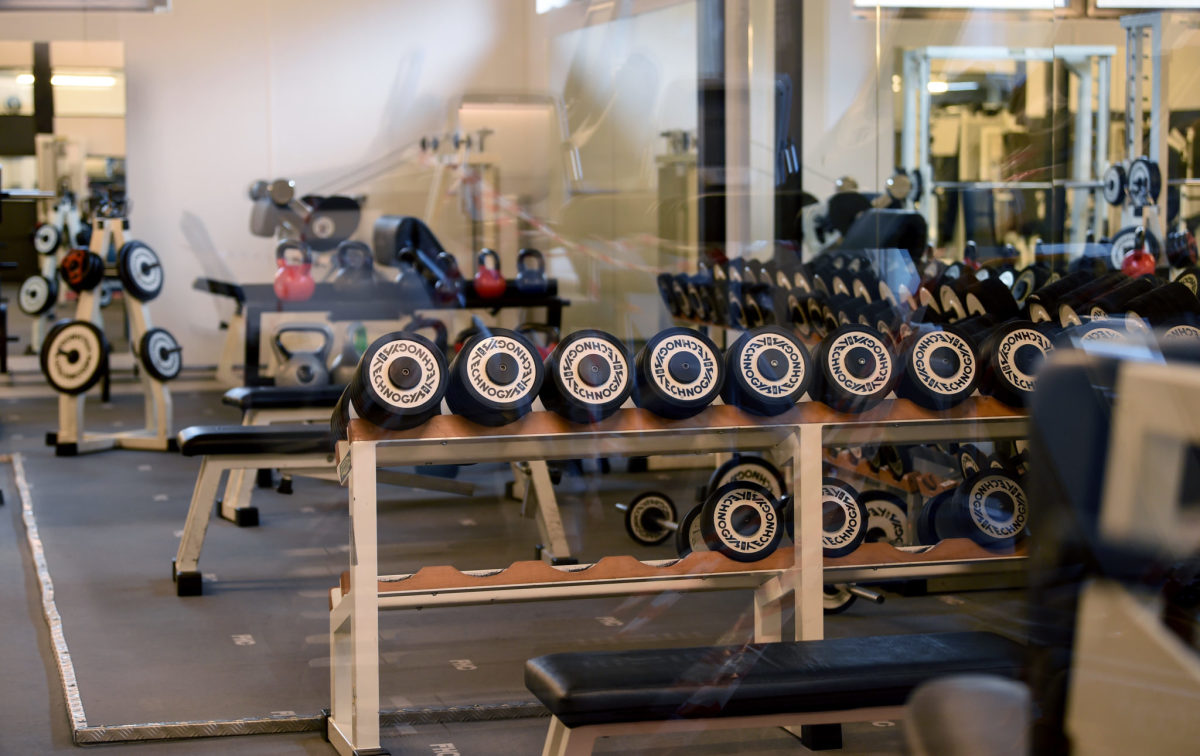 Bodybuilder Dead At 44 After Collapsing Mid-Workout