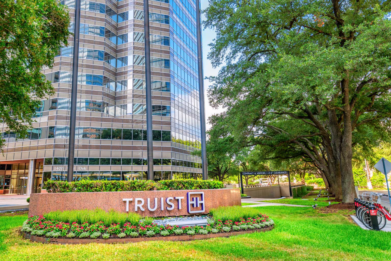 Truist launches merchant services platform for small and medium-sized ...