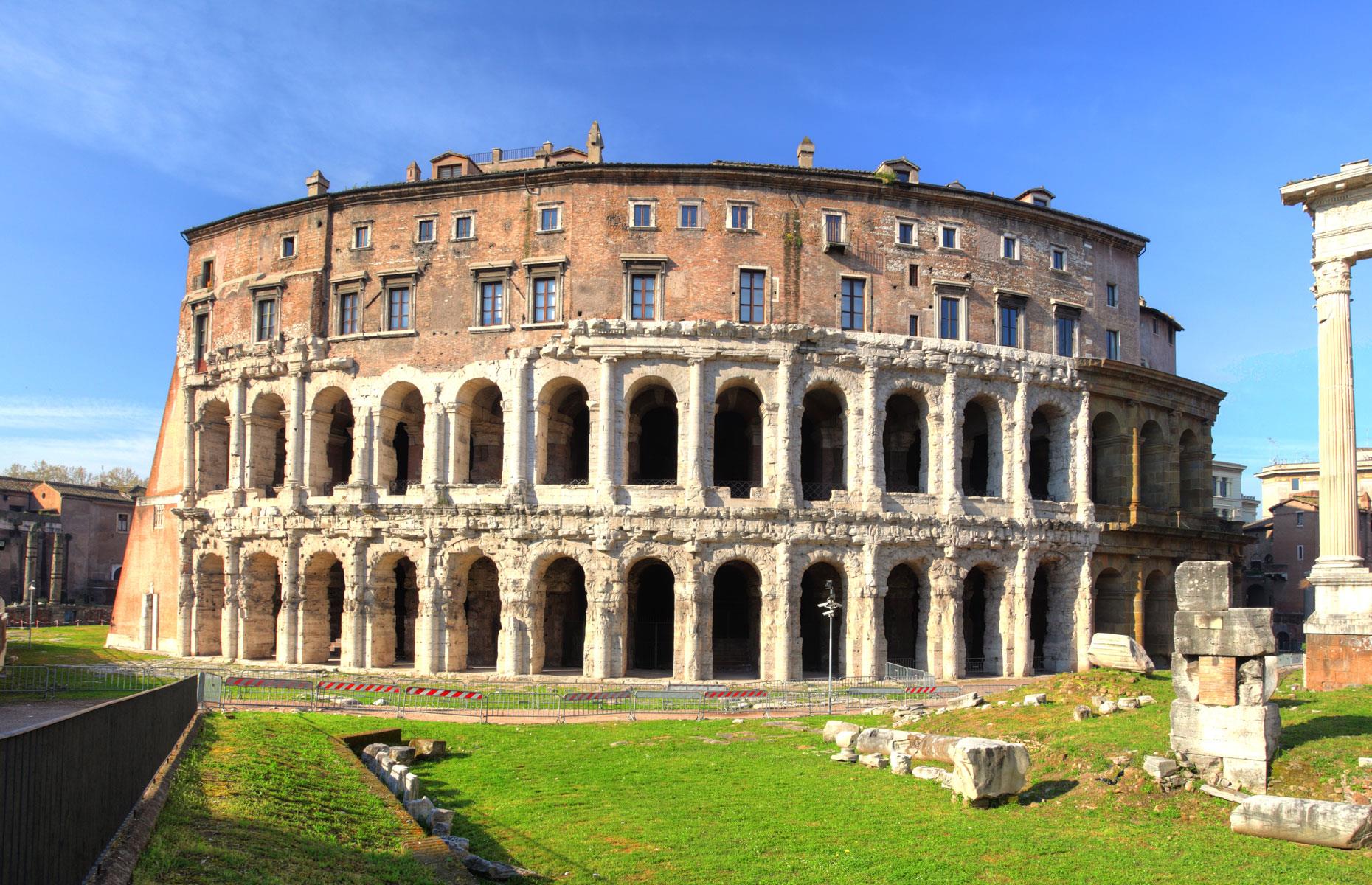 22 iconic landmarks that are actually copycats