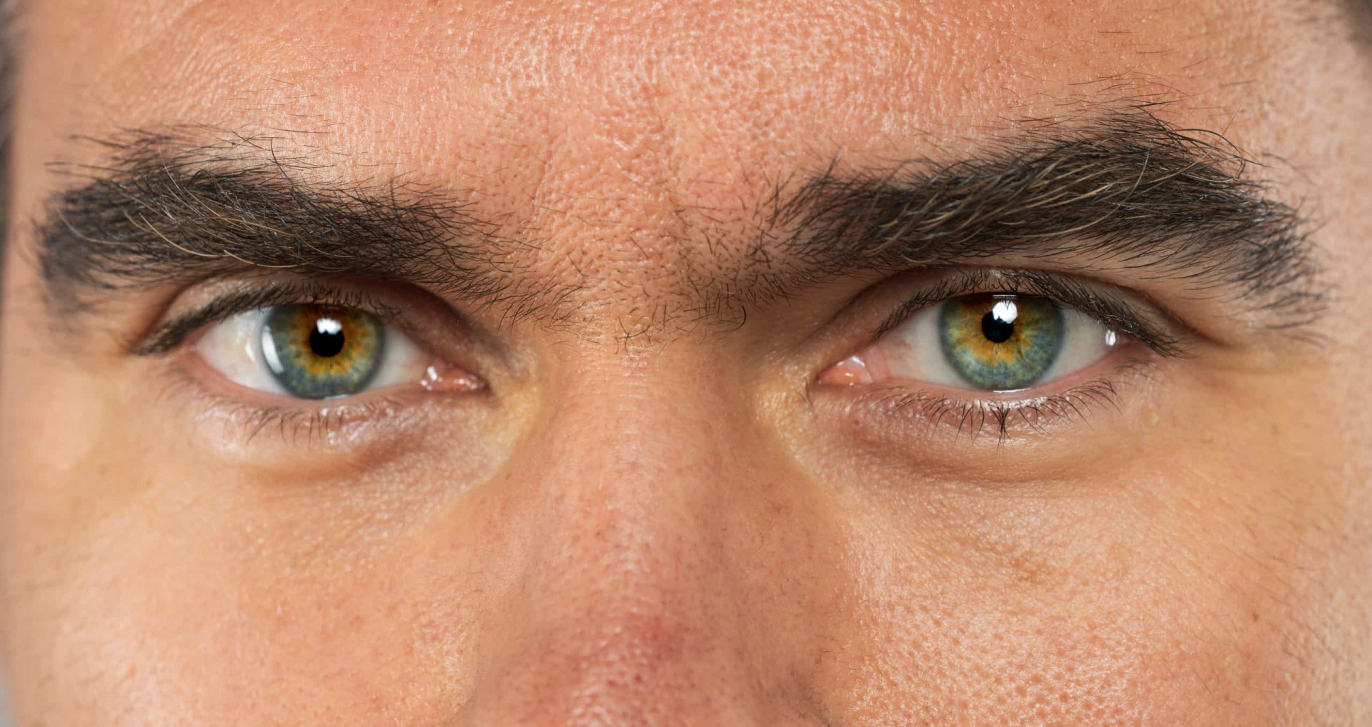 Les yeux : curiosités scientifiques et faits surprenants