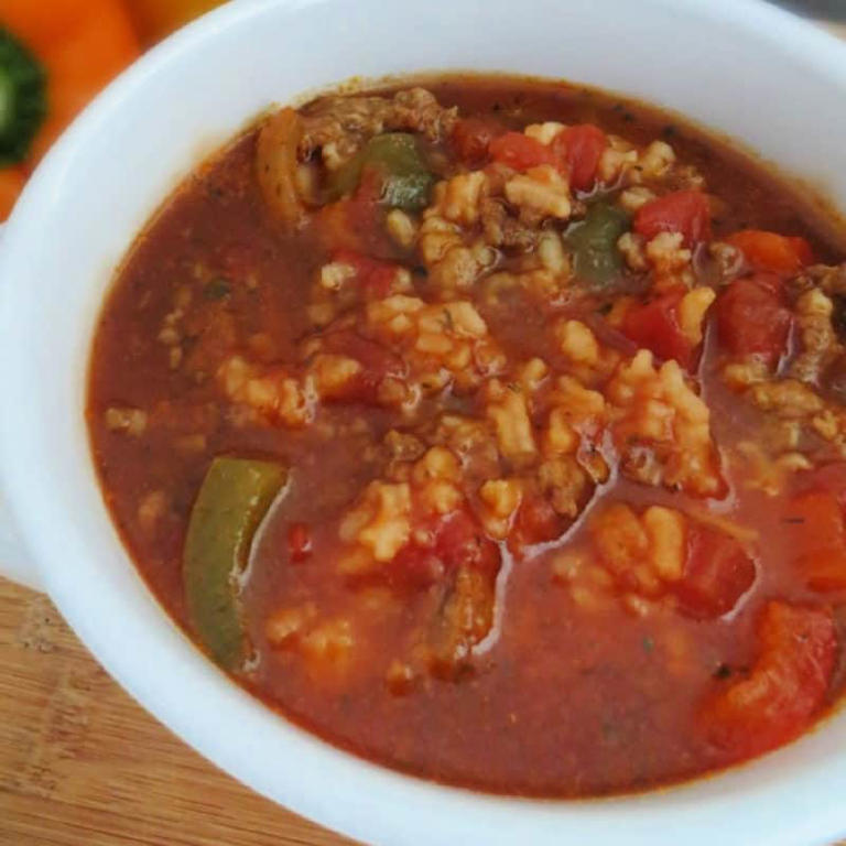Crock Pot Stuffed Pepper Soup
