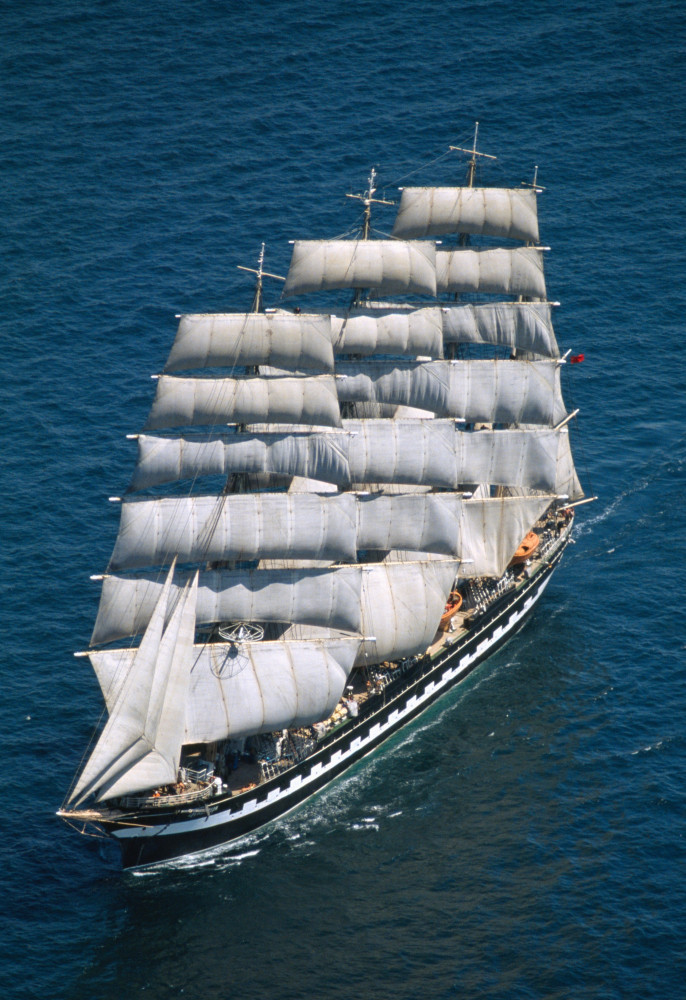 The most majestic tall ships ever to set sail