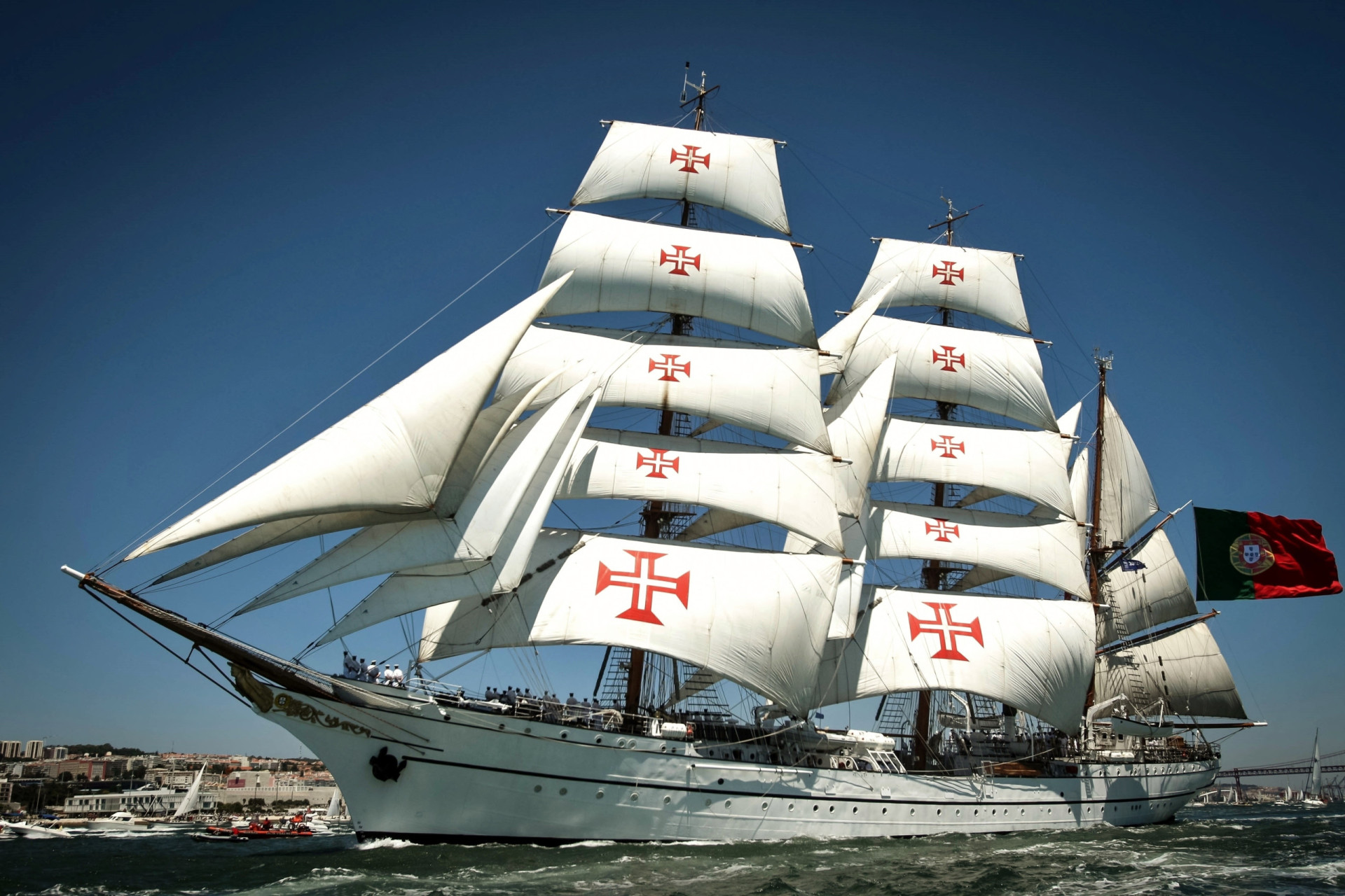 The most majestic tall ships ever to set sail
