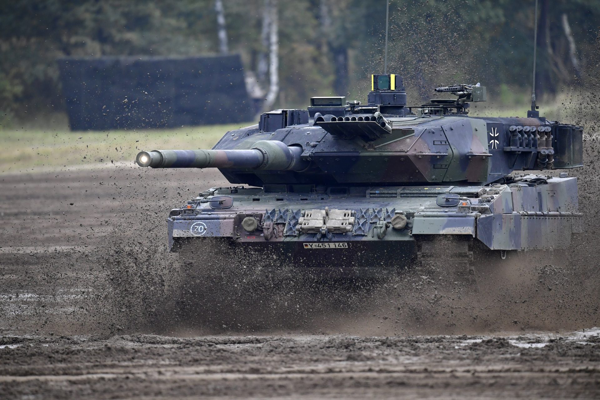 How Leopard 2 tanks are changing the battlefield in Ukraine