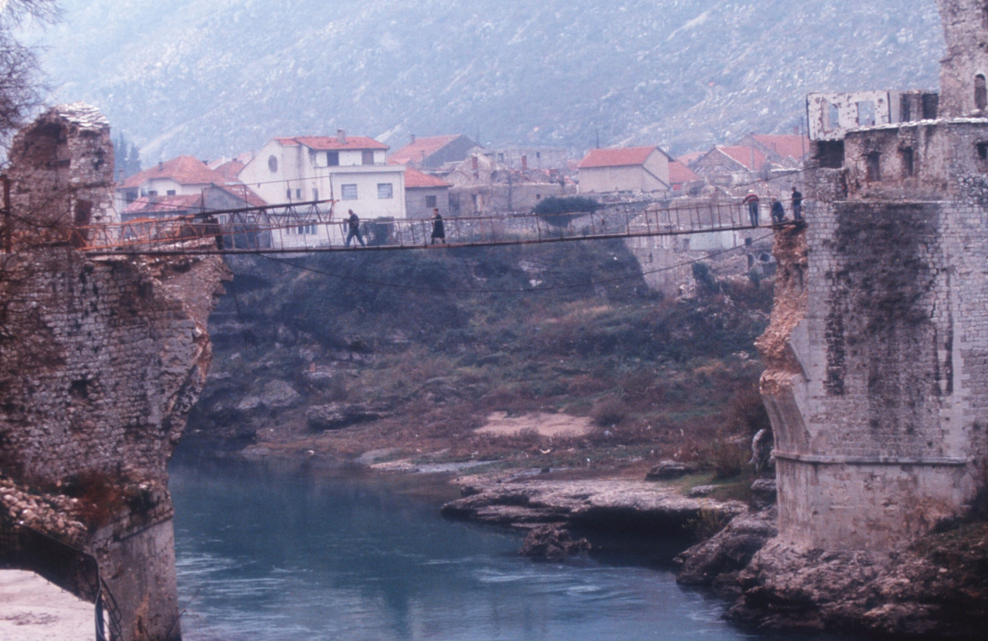 Cities that were rebuilt after being completely destroyed