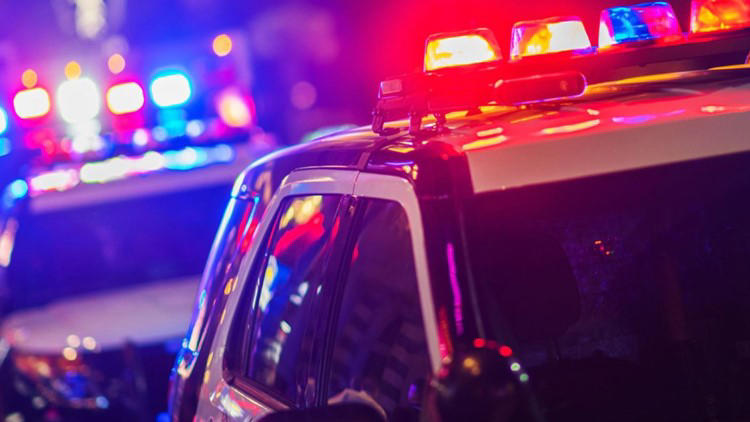 SAPD: Driver flees scene after late-night crash, faces collision ... SAPD: Driver flees scene after late-night crash, faces collision ...