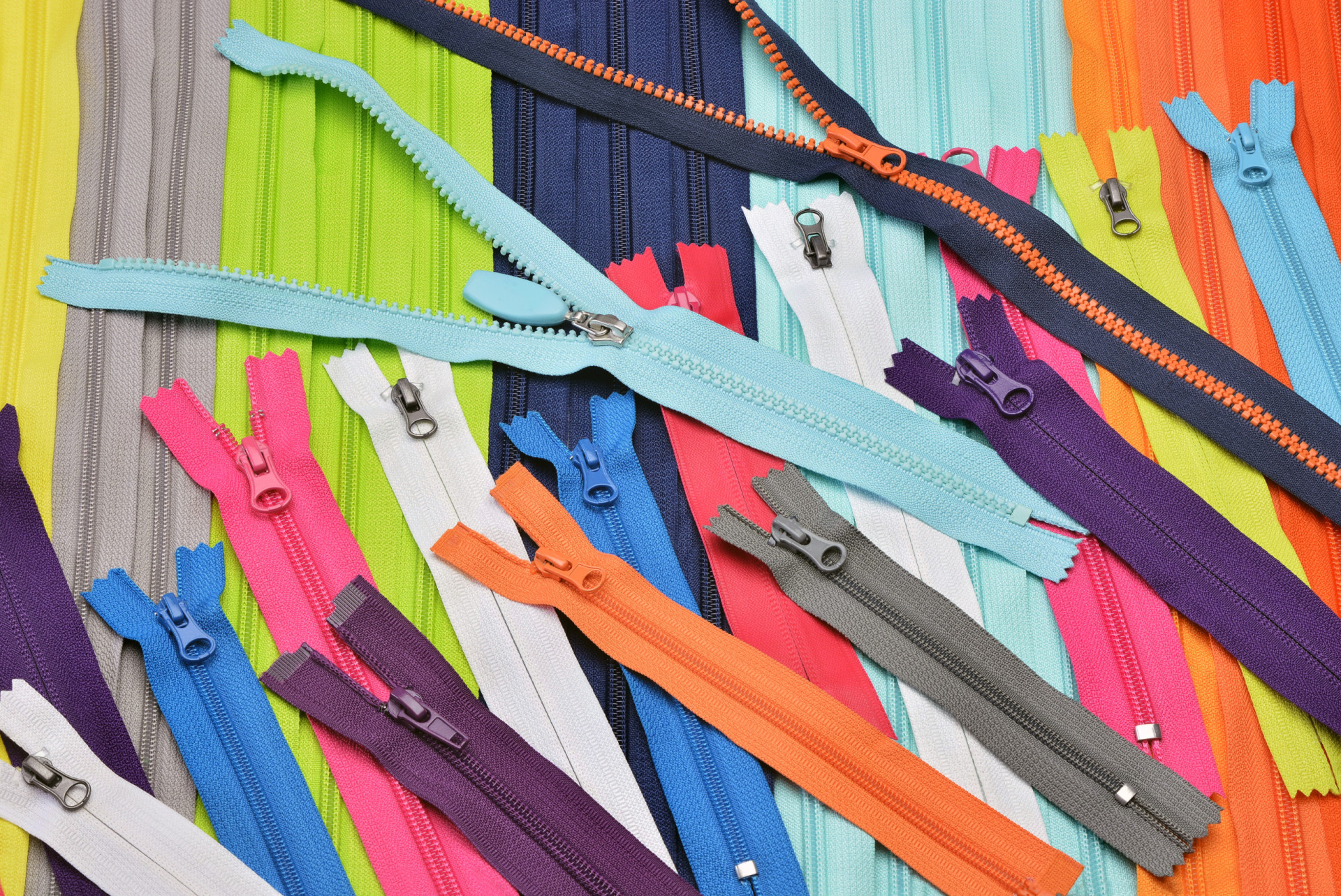 Quand des noms de marques connues deviennent des mots du quotidien