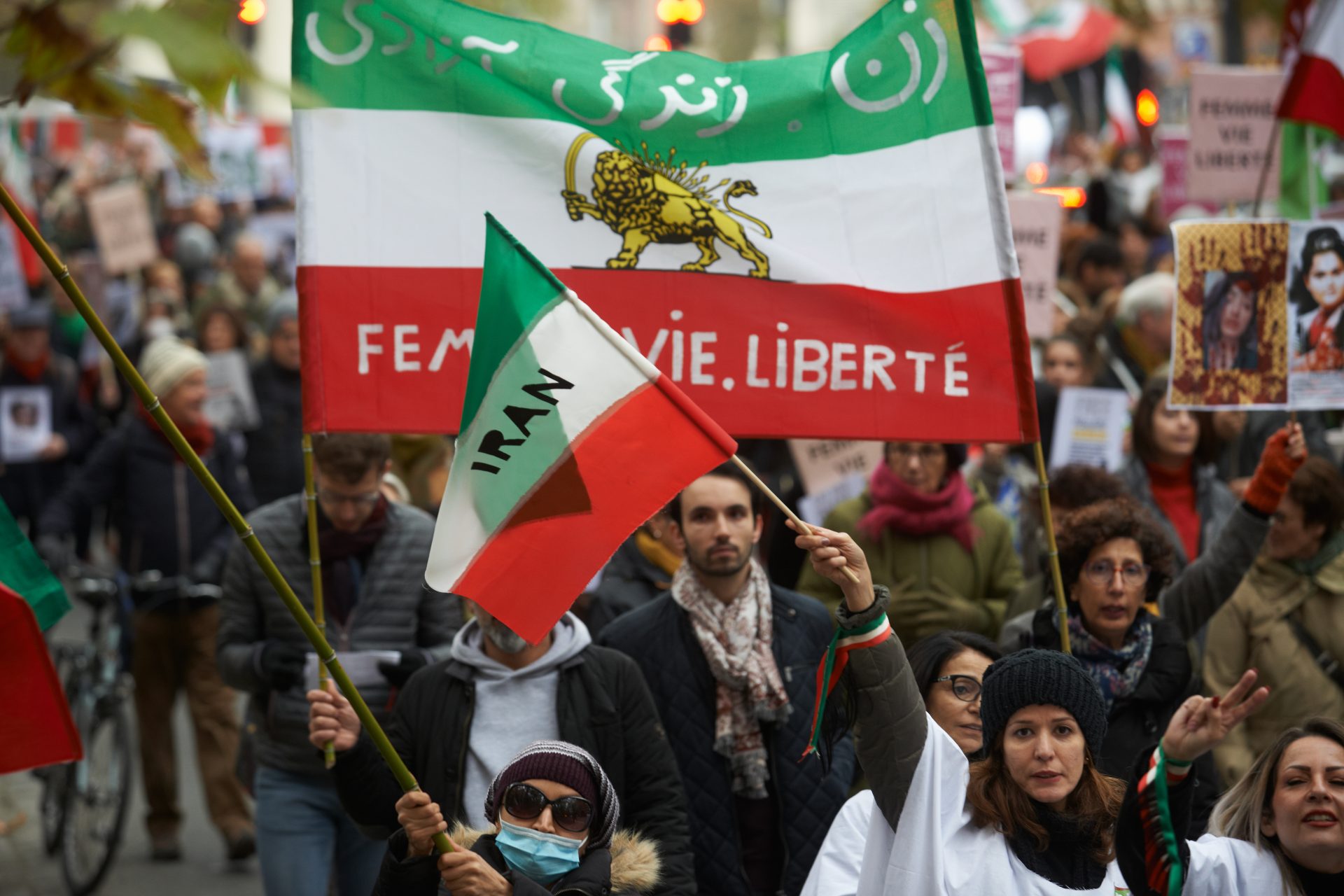 The heir of the last Shah of Iran shows a path for democracy