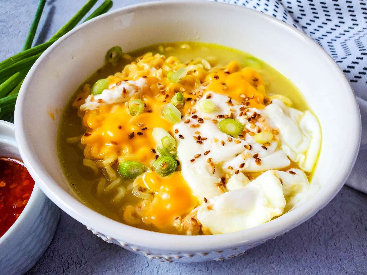 Cheesy Ramen Noodles Recipe