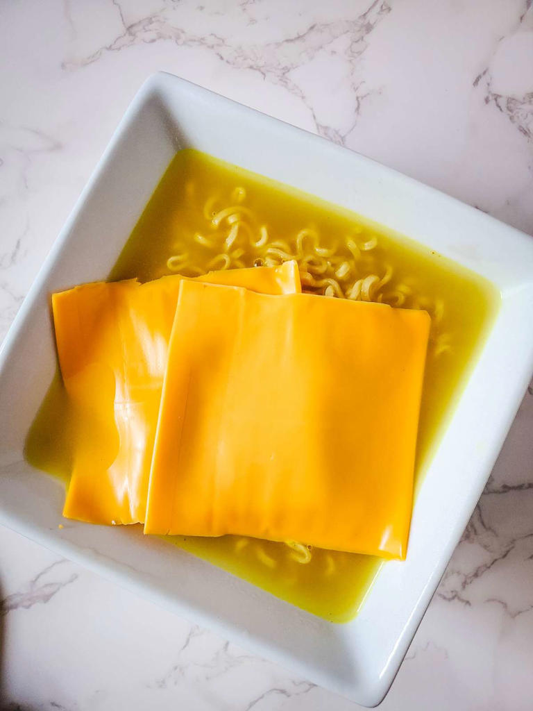 Cheesy Ramen Noodles Recipe