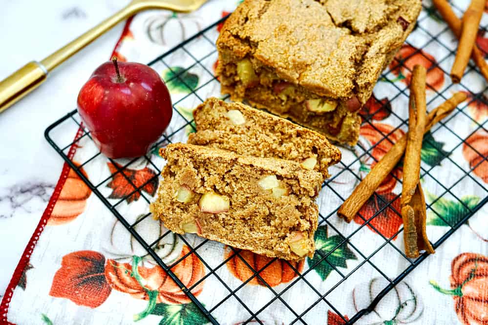 Easy 3 Ingredient Apple Spice Bread