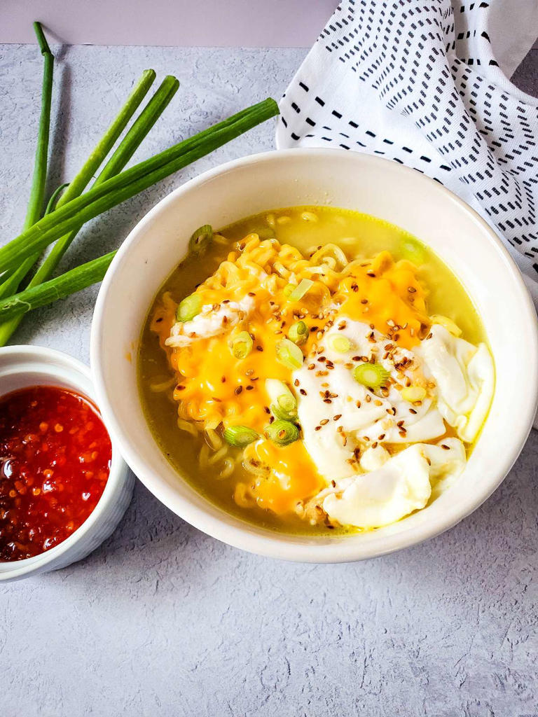 Cheesy Ramen Noodles Recipe