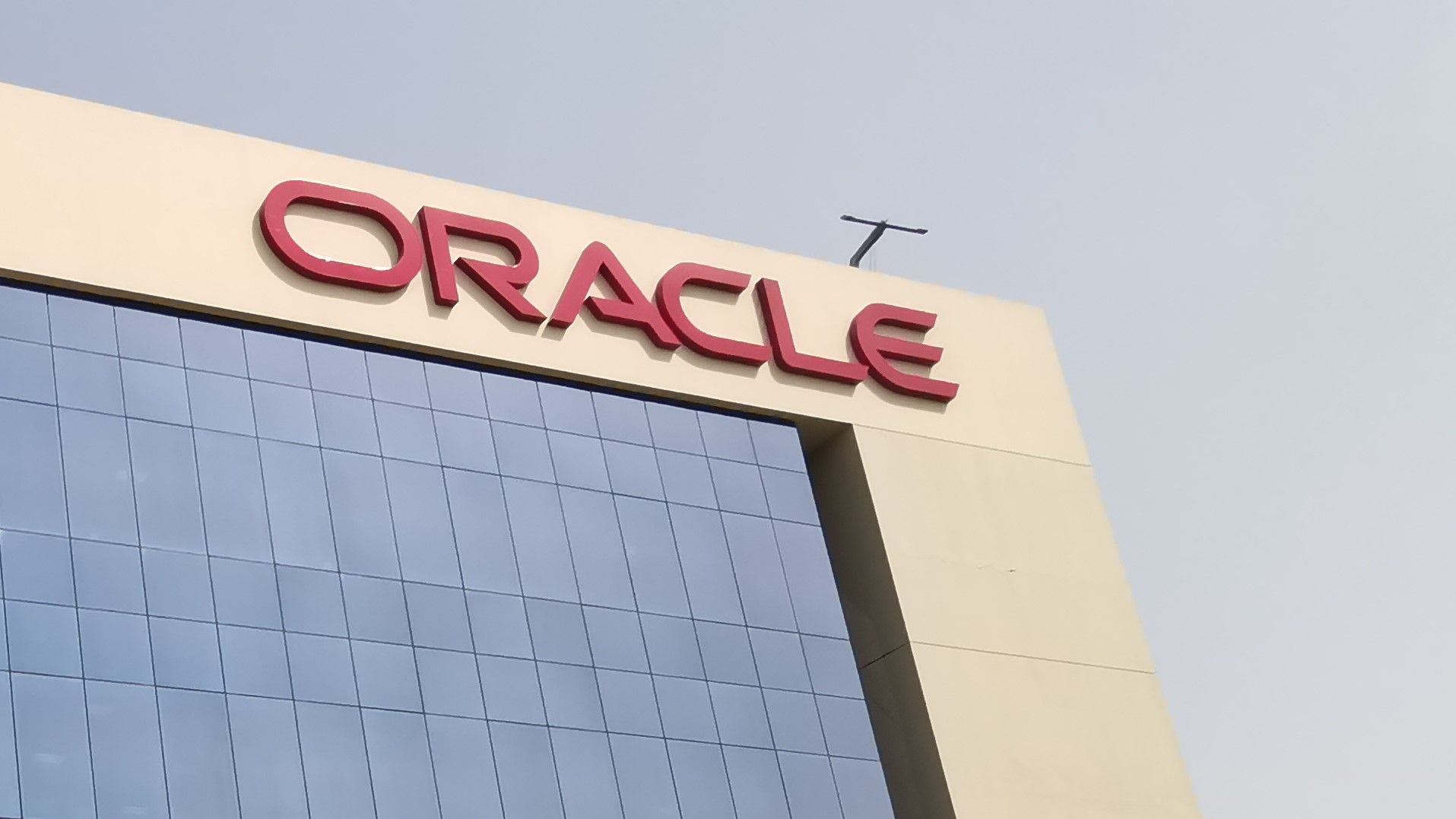 Oracle patches software security flaw which could have let hackers ...