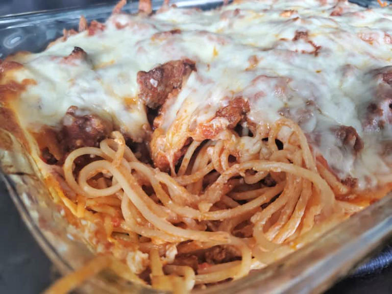 Million Dollar Spaghetti Casserole Recipe