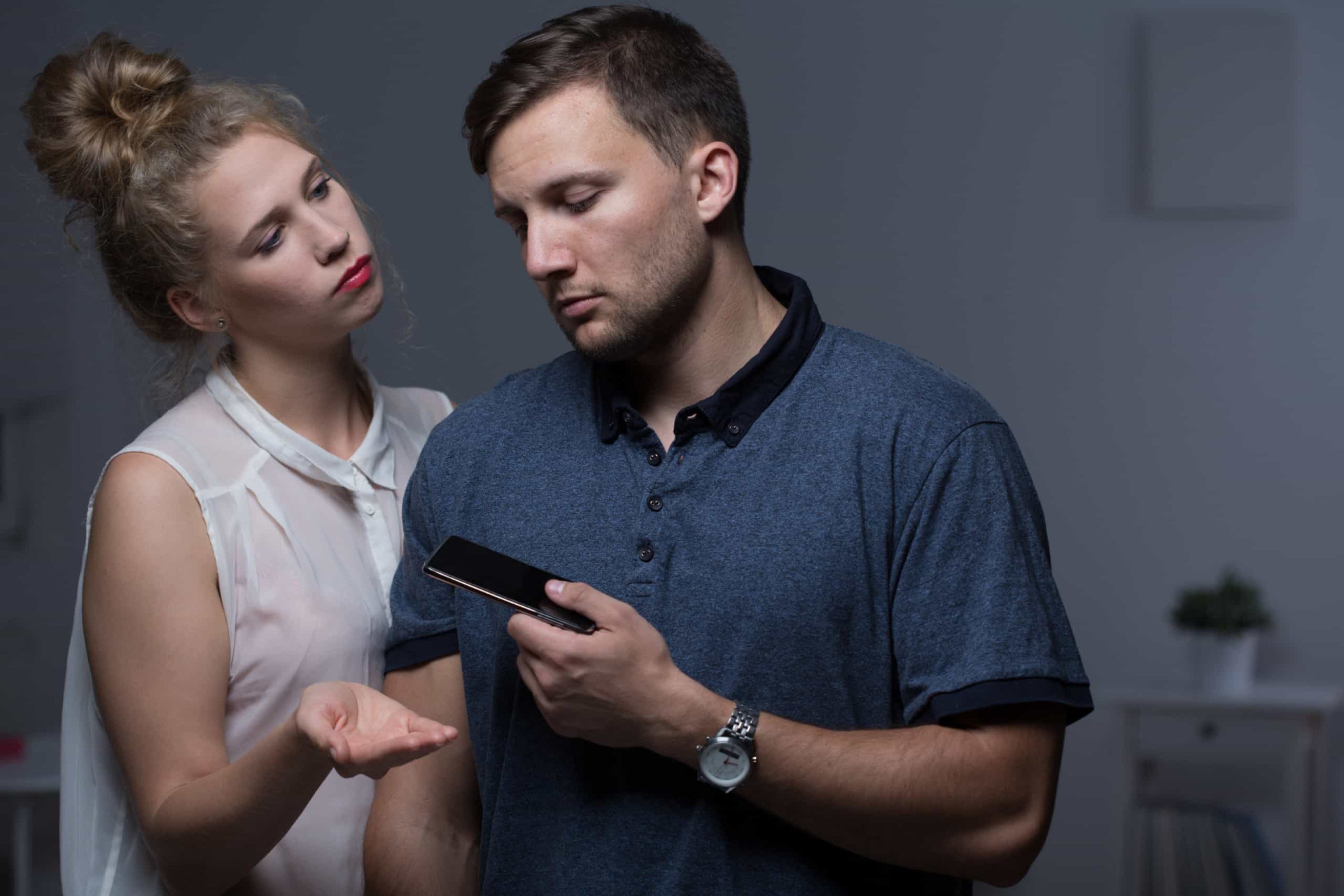 Signs that you are in a toxic relationship