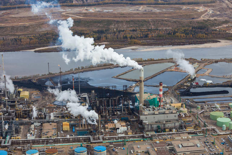 Proposed oil pipeline to Canada's west coast 'unfinanceable' for now ...