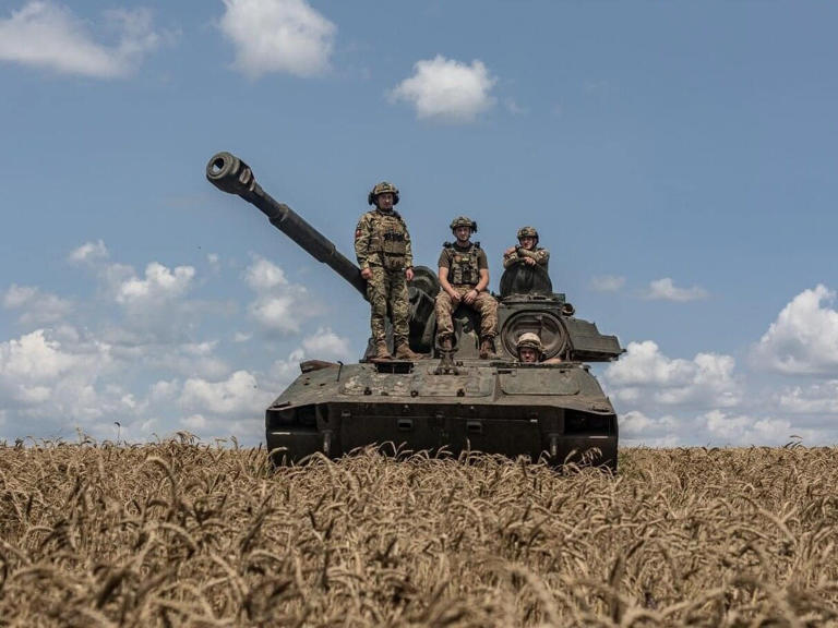 Tak Rosja rozprawia się z Ukrainą. Gen. Skrzypczak dla „Wprost ... Tak Rosja rozprawia się z Ukrainą. Gen. Skrzypczak dla „Wprost ...