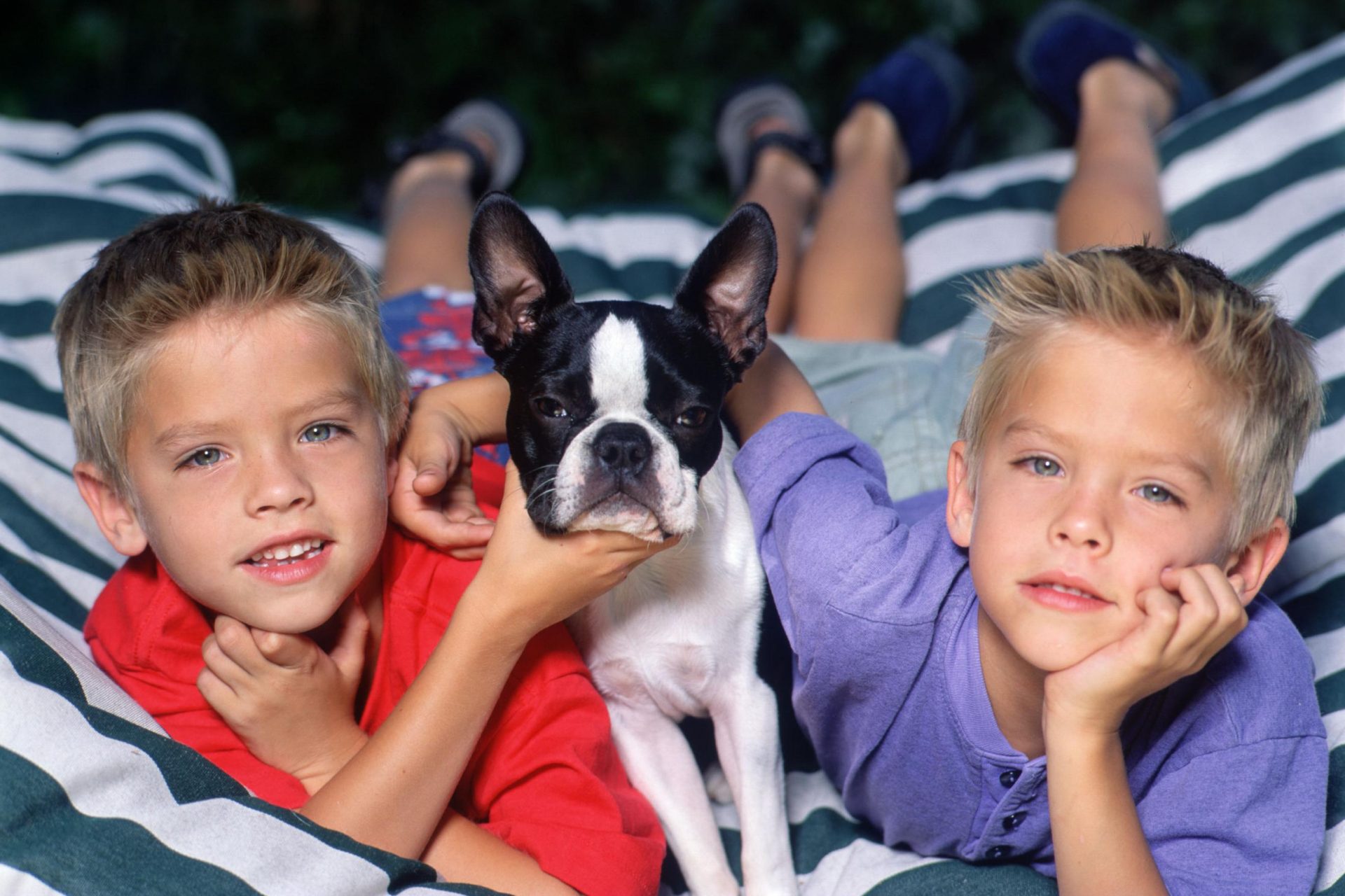 La dura historia de Cole y Dylan Sprouse, niños actores y estrellas Disney