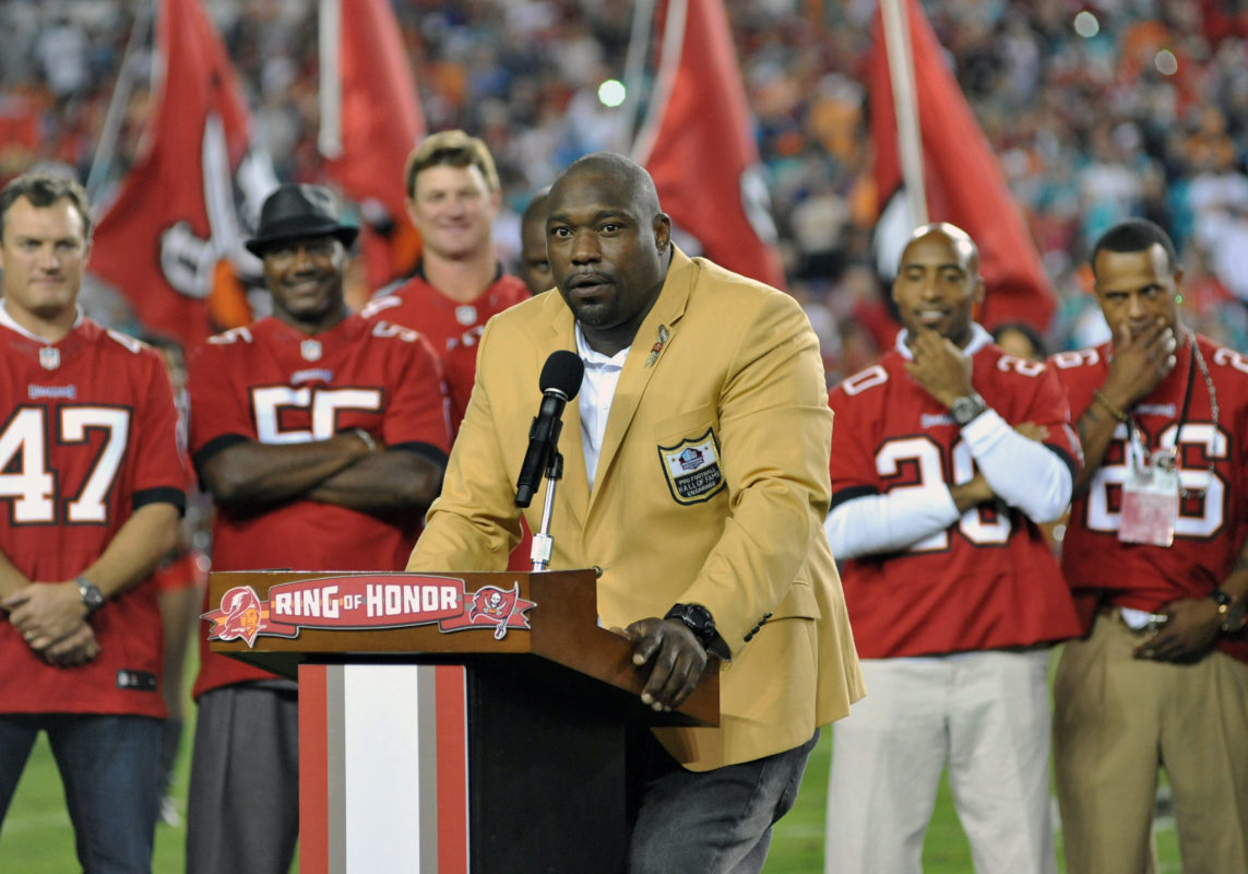 Former NFL Star Warren Sapp Accuses Pat McAfee Of Lying