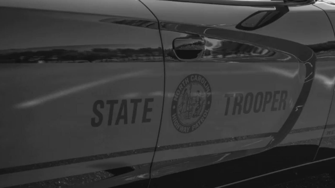 EMS: 1 dead, 1 hurt in Gaston County crash EMS: 1 dead, 1 hurt in Gaston County crash