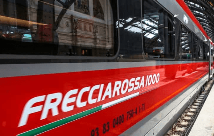 Guasto Alta velocità Roma-Napoli, ecatombe Frecciarossa: “In due ore il ...