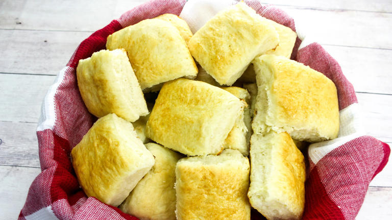 These Dinner Rolls Are Rustic You Don't Need A Fancy Mixer To Make Them ...
