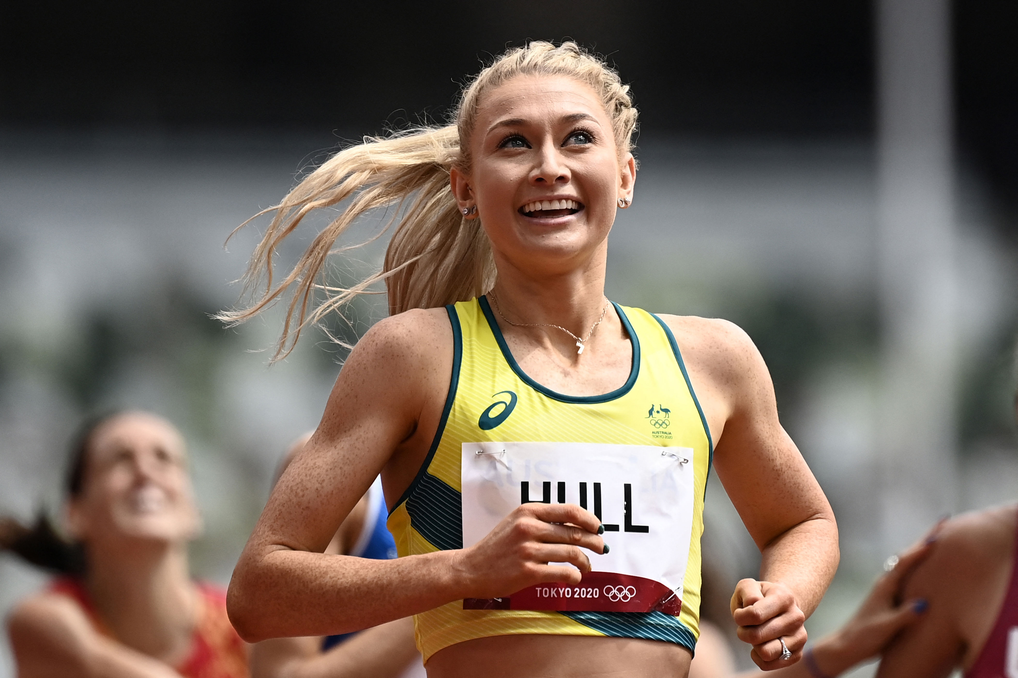 Australian runner Jessica Hull in images