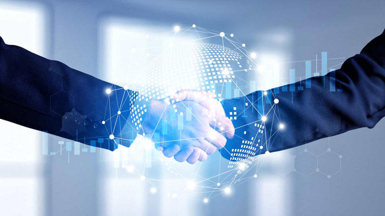 BARK rallies after Marcus Lemonis and GNK enter the bidding war for a ...