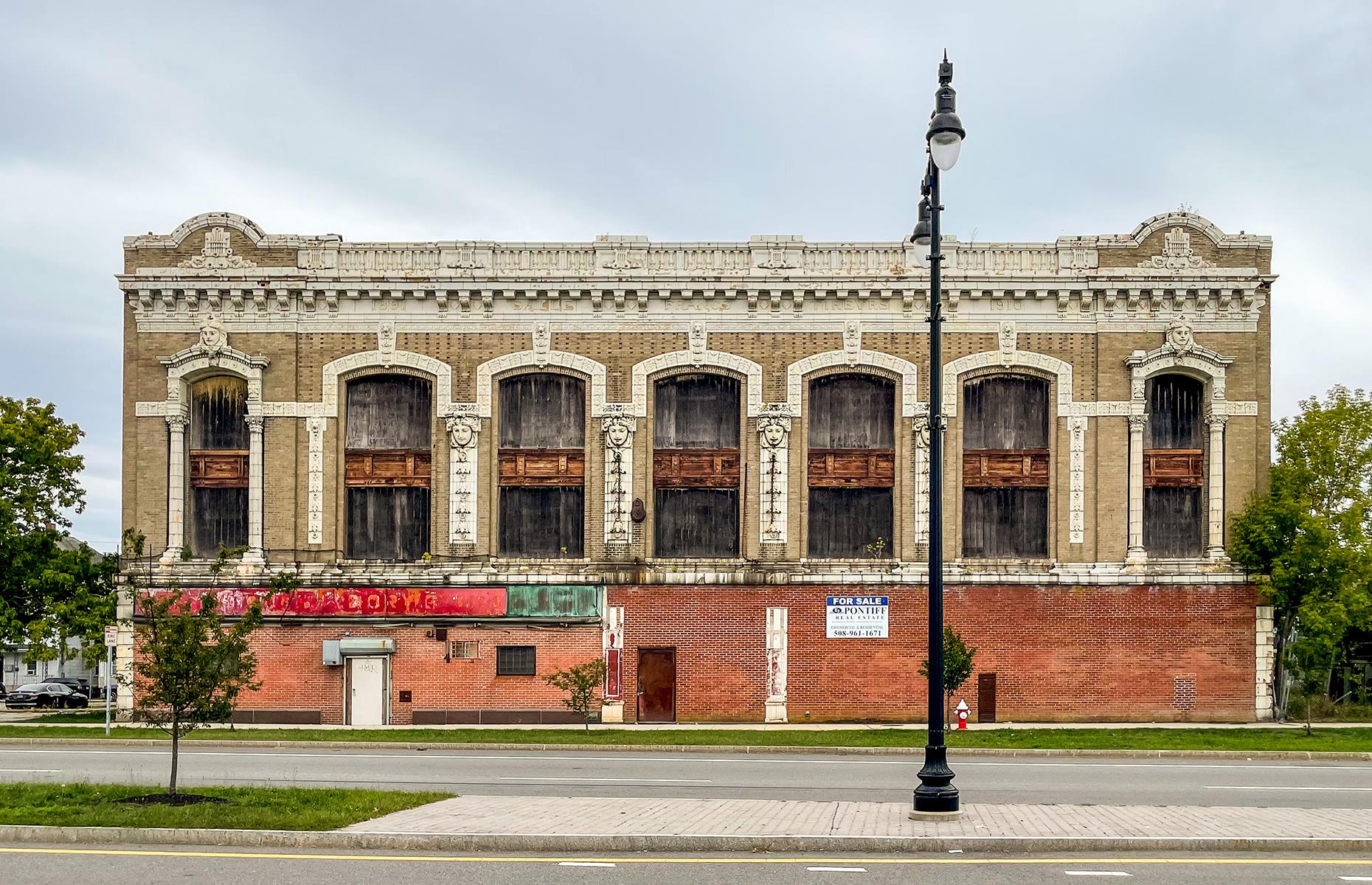 America's weirdest abandoned attractions, revealed