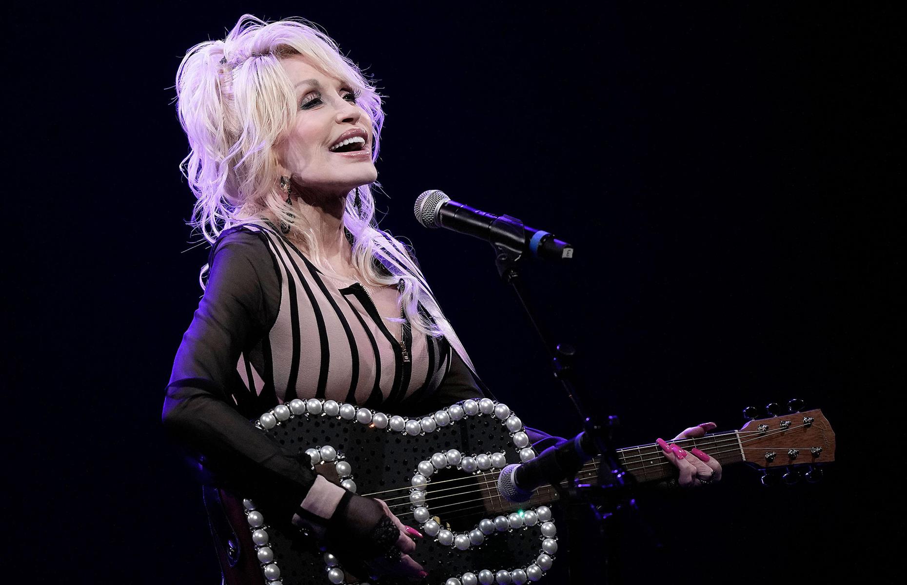 Tour the magnificent homes of country music's biggest stars