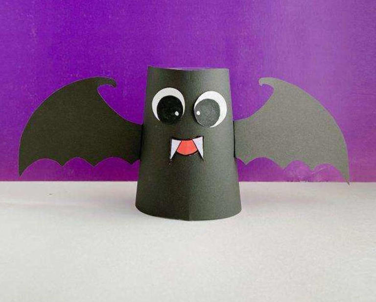 Easy Plastic Cup Halloween Bat Craft