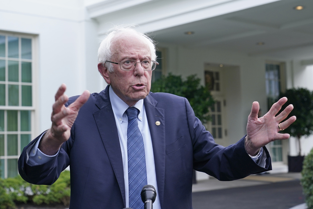 Bernie Sanders Comes Out Against Establishment Dem Challenging ...