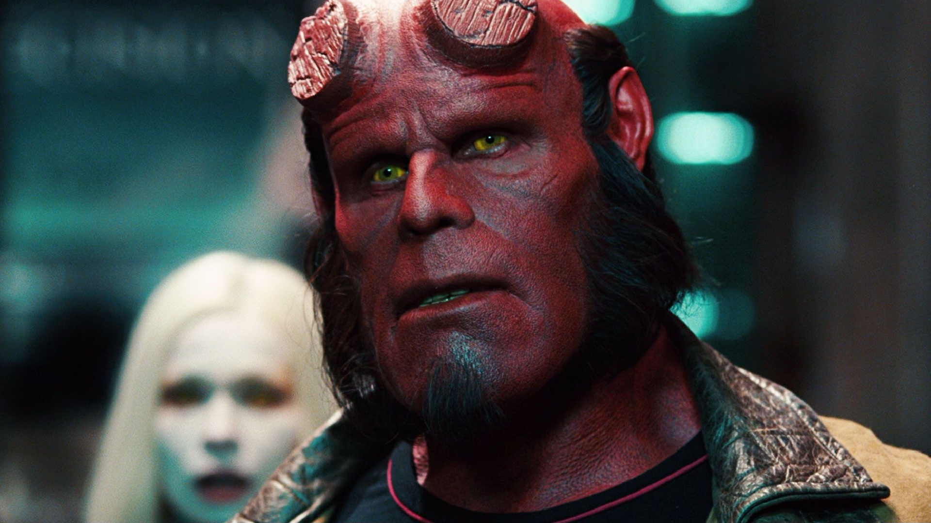 Do you recognize her? Famous Hollywood faces behind the makeup