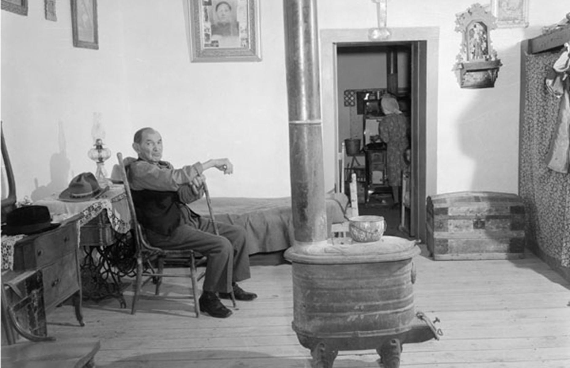 Fascinating vintage photos of how homes have changed over 150 years